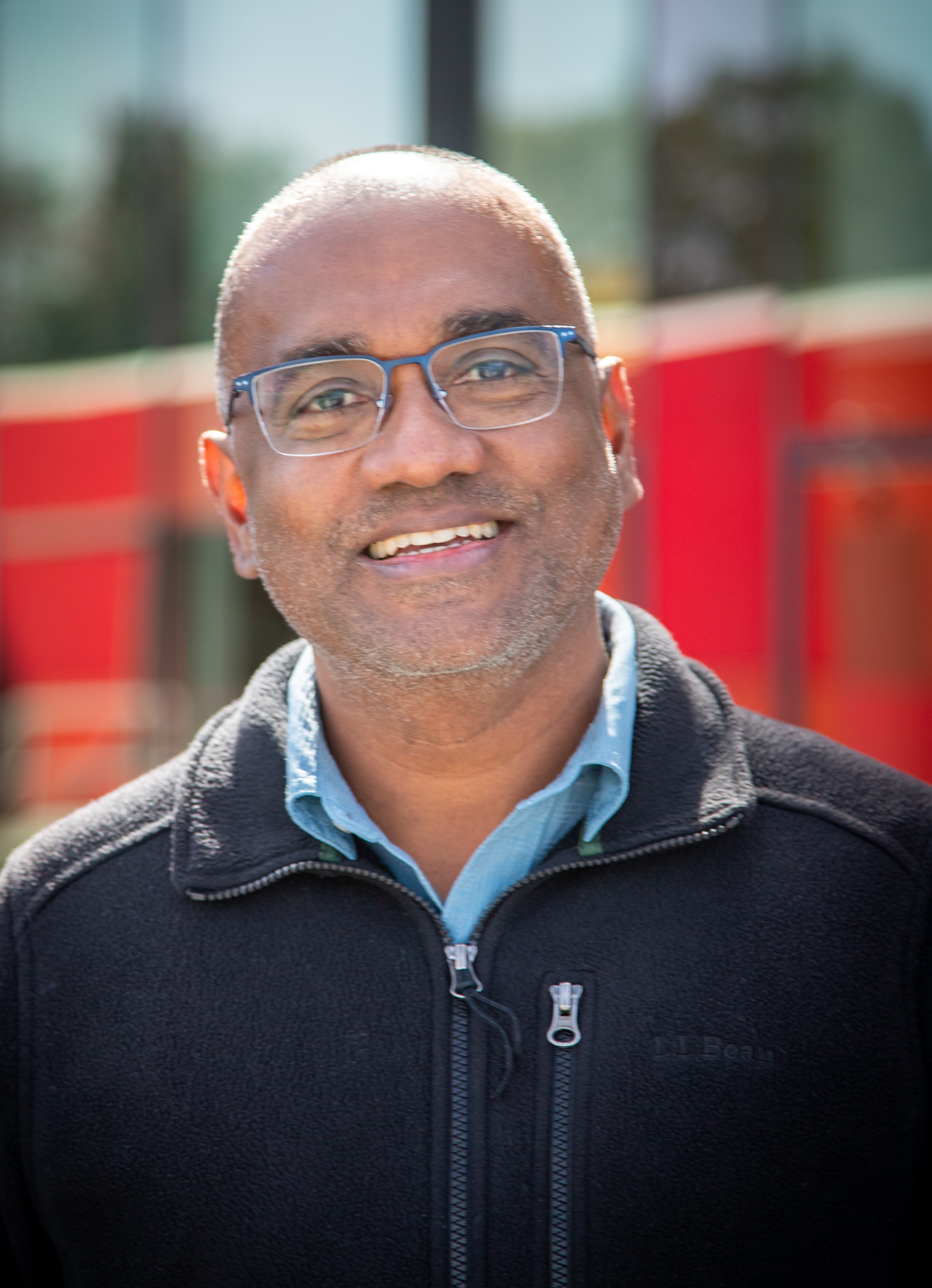 Curriculum Vitae « Nishanta "Nishi" Rajakaruna